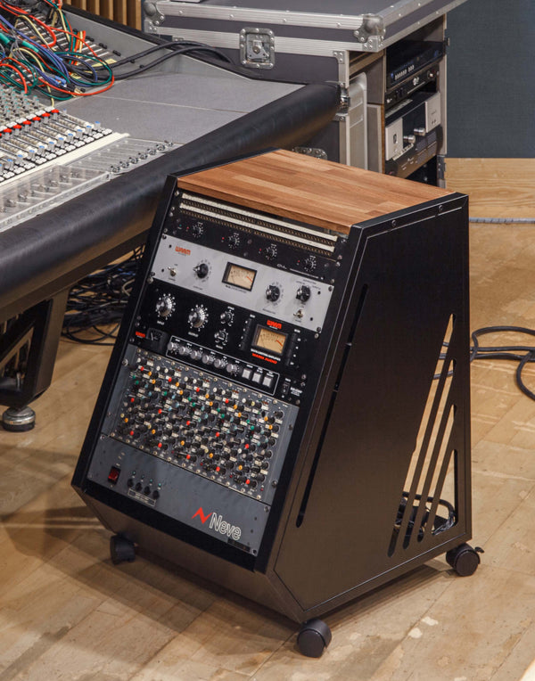 Wavebone Studio Furniture：Studio desks, Workstation, Ergonomic Chair